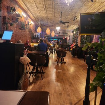 TAI ME UP - Updated June 2025 - 111 Photos & 84 Reviews - 301 Bridge St ...