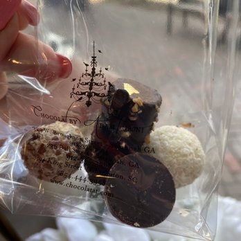 CHOCOLAT BY ADAM TURONI - Updated November 2024 - 347 Photos & 152 ...