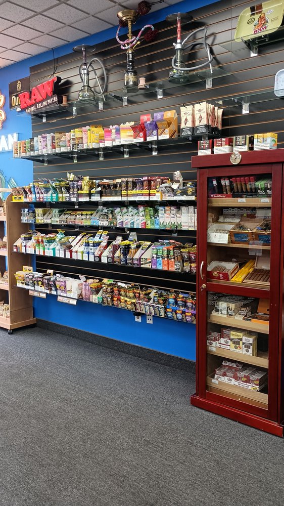 DC4 VAPE AND GLASS - Updated December 2025 - 18 Photos - 13463 23 Mile ...