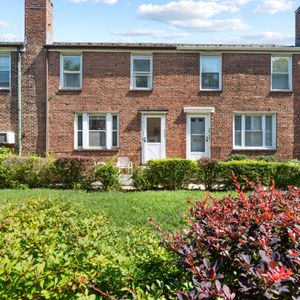 WINZONE REALTY - 14 Photos & 27 Reviews - 81-15 Queens Blvd, Queens ...