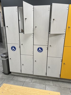 CRUNCH FITNESS - LANCASTER PA - Updated January 2026 - 29 Photos & 27 ...