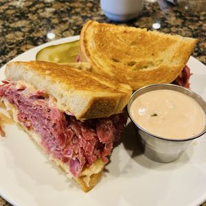 CENTRAL PARK DELI - TROY - Updated July 2025 - 102 Photos & 36 Reviews ...