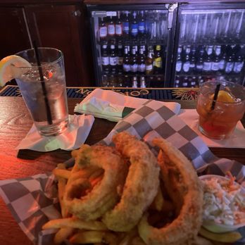 7 MONKS TAPROOM - Updated October 2025 - 355 Photos & 577 Reviews - 128 ...