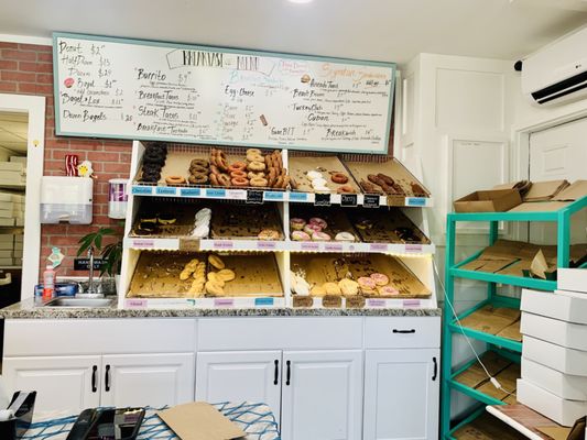 BRANFORD BEACH DONUT - Updated November 2025 - 32 Reviews & 49 Photos ...