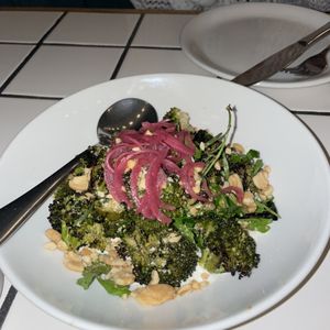 MIDDLE CHILD CLUBHOUSE - 213 Photos & 88 Reviews - 1232 N Front St ...