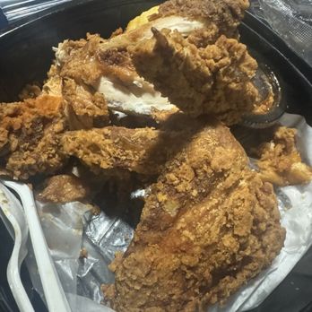 SOUTHERN QUEENZ RESTAURANT & BAR - Updated March 2025 - 317 Photos & 90 ...