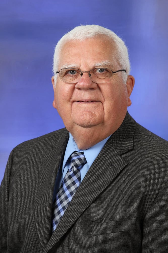 FARMERS INSURANCE - 811 S Broadway, Minot, ND - Yelp