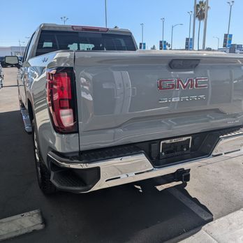 CAPITOL GMC - Updated May 2025 - 95 Photos & 522 Reviews - 909 Capitol ...