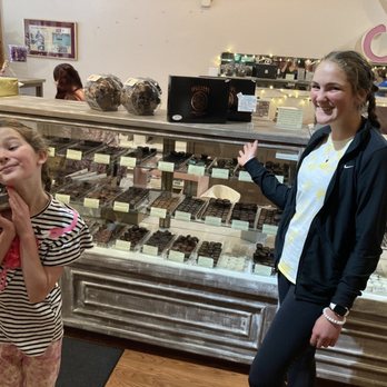 SPOKANDY - Updated December 2025 - 18 Photos & 32 Reviews - 1412 W 3rd ...