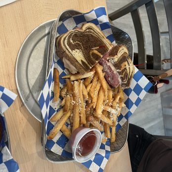 ALPINE BAKERY & PIZZERIA - ALPHARETTA - Updated July 2025 - 669 Photos ...