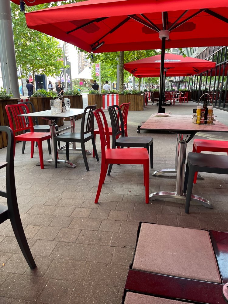 TGI FRIDAYS - 16 Photos & 11 Reviews - 1 Wembley Park Boulevard, London ...