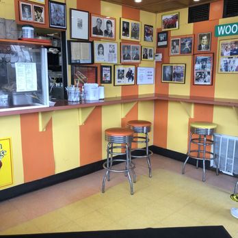 WOOFIES - Updated March 2025 - 139 Photos & 108 Reviews - 1919 Woodson ...