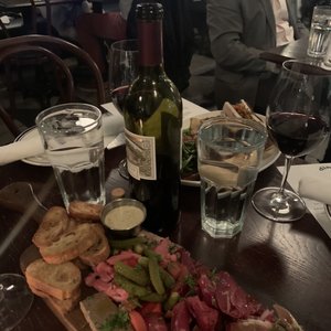 LYON HALL - 720 Photos & 948 Reviews - Brasseries - 3100 Washington ...