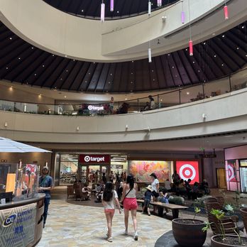 TARGET - Updated September 2025 - 139 Photos & 49 Reviews - 2345 Kuhio ...