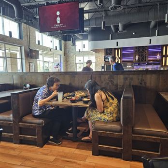 BLUEFIN - Updated April 2025 - 181 Photos & 71 Reviews - 615 Main St ...