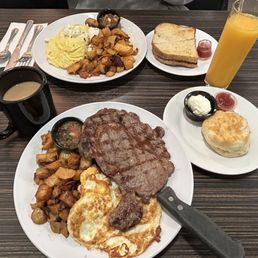 OFF STREET CAFE - Updated August 2024 - 4930 Photos & 3694 Reviews ...