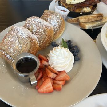 KINGSLAND KITCHEN - Updated October 2025 - 1047 Photos & 858 Reviews ...