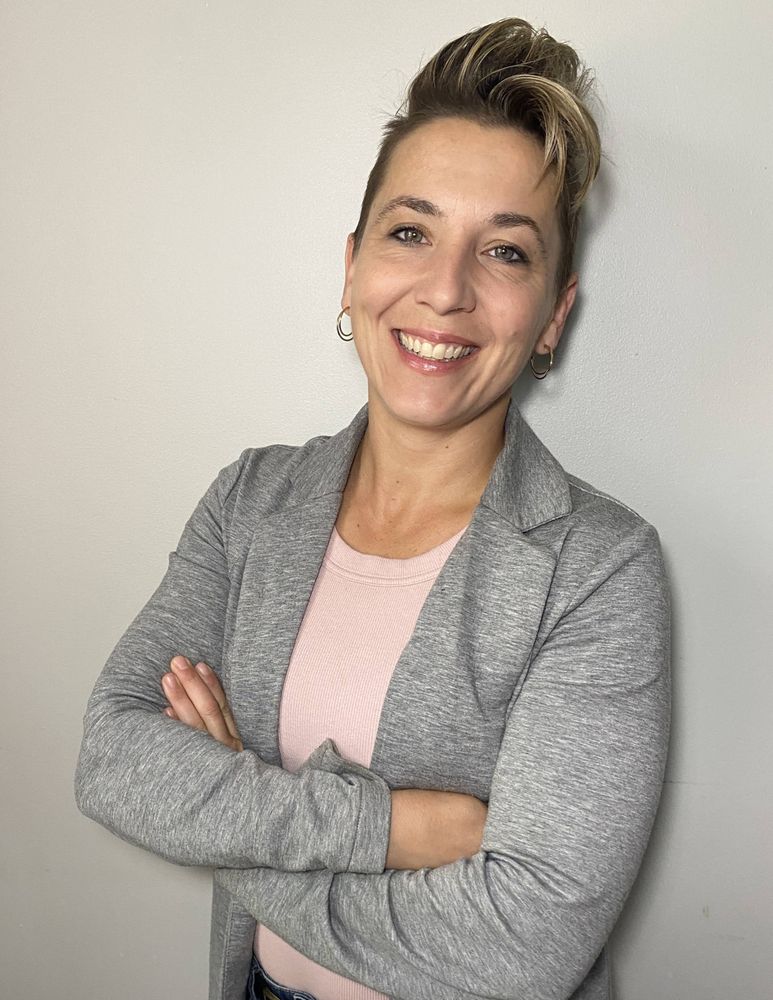 EMILY ULLMAN, RMT - Updated July 2025 - Request an Appointment - 1883 ...