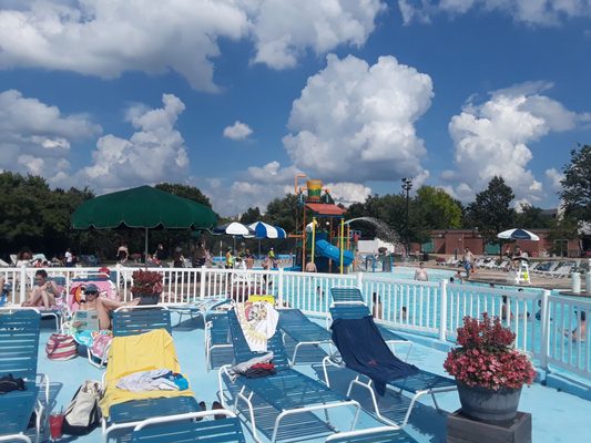 CHESTERFIELD FAMILY AQUATIC CENTER - 24 Photos - 16365 Lydia Hill Dr ...