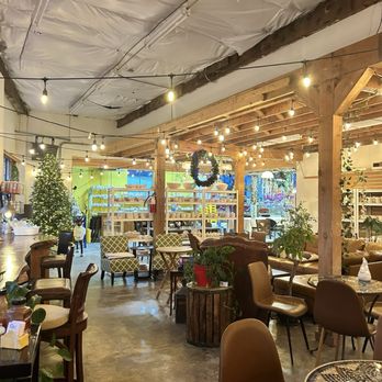 WET CLAY CAFE - Updated December 2025 - 117 Photos & 68 Reviews - 1109 ...