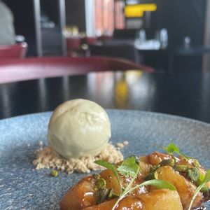 J SHEEKEY - Updated December 2025 - 164 Photos & 165 Reviews - 28-34 St ...