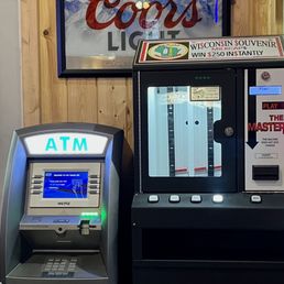 TRACKS BAR AND FAMILY DINING - Updated October 2025 - 19 Photos & 35 ...