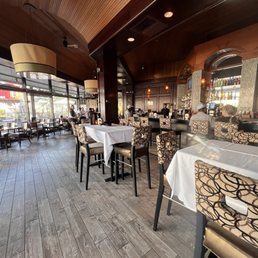 MCCORMICK & SCHMICK’S SEAFOOD & STEAKS - Updated March 2026 - 499 ...