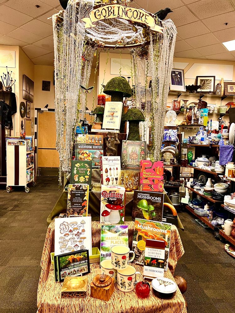 BOOKMANS ENTERTAINMENT EXCHANGE - 134 Photos & 247 Reviews - 8034 N ...