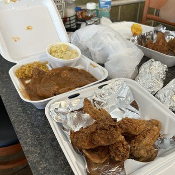 R & R SOUL FOOD RESTAURANT - Updated April 2025 - 540 Photos & 776 ...