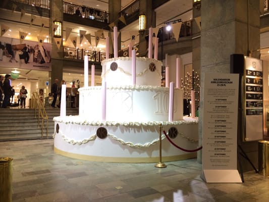 NK - Updated October 2025 - 76 Photos & 58 Reviews - Hamngatan 18-20 ...