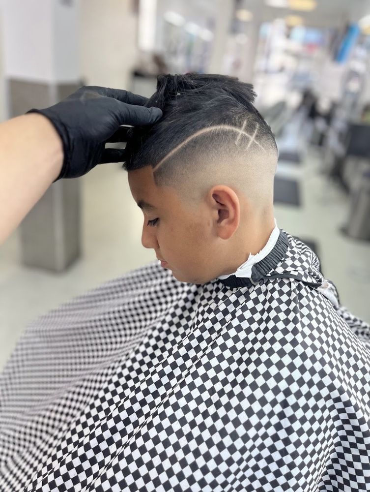 ANTIQUE BARBERSHOP - Updated September 2024 - 10 Photos - 3329 ...