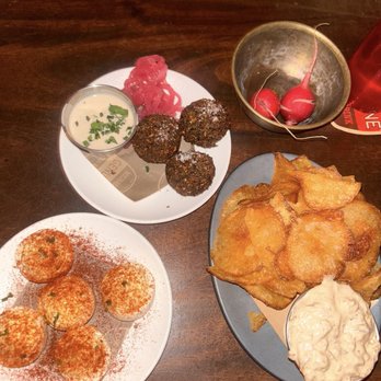 MICHAEL’S GENUINE FOOD & DRINK - Updated January 2025 - 2874 Photos ...