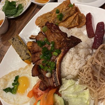 PHO COUNTRYSIDE - Updated December 2024 - 632 Photos & 483 Reviews ...