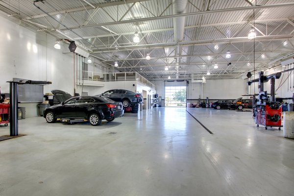 LEXUS OF PEORIA - Updated April 2026 - 23 Photos - 7301 N Allen Rd ...