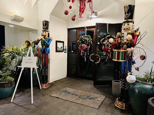 MARINA CAFE - 554 Photos & 558 Reviews - 404 Harbor Blvd, Destin ...