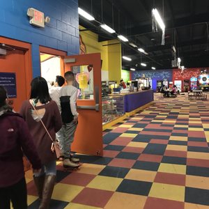 PERRY PARK ICE RINK - 35 Photos & 12 Reviews - 415 E Stop 11 Rd ...