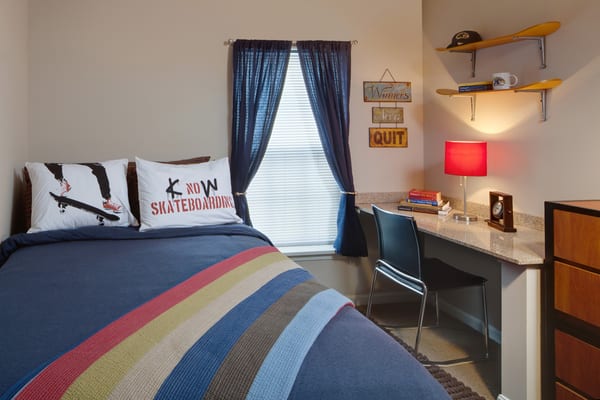 CAMPUS POINTE - Updated July 2025 - 17 Photos & 21 Reviews - 1841 ...