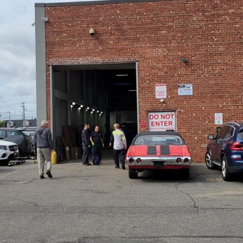 MID ISLAND COLLISION CENTERS - Updated December 2025 - 12 Reviews - 245 ...