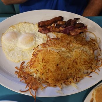 JETHRO’S CAFÉ AND TAVERN - Updated October 2025 - 146 Photos & 209 ...