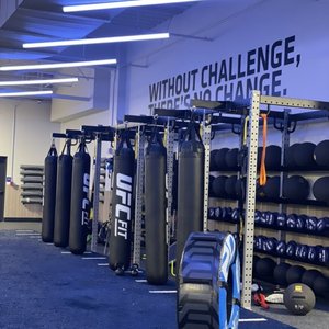 UFC FIT SAN JOSE - OAKRIDGE - 68 Photos & 65 Reviews - 5540 Winfield ...