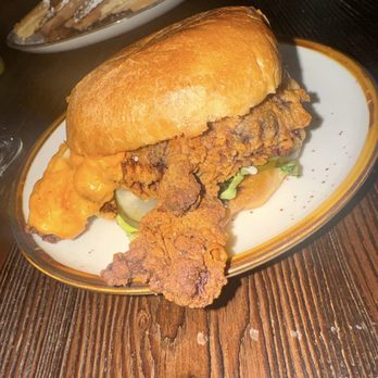 HANDCRAFT KITCHEN & COCKTAILS - Updated January 2026 - 736 Photos & 527 ...