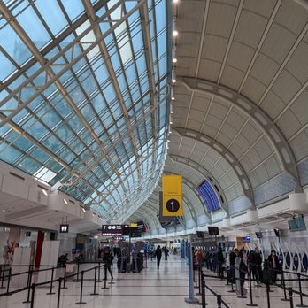 TORONTO PEARSON TERMINAL 3 STATION - Updated October 2025 - 87 Photos ...