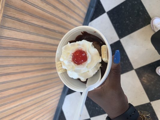 MAYBERRY ICE CREAM RESTAURANTS - 59 Photos & 73 Reviews - 50 Miller St ...