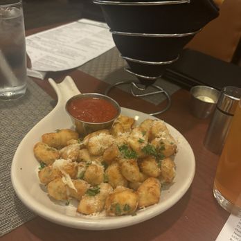 AUGUSTINO’S ITALIAN EATERY AND PRIME STEAKS - Updated December 2025 ...