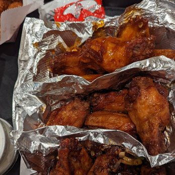 SOCAL WINGS - Updated December 2024 - 295 Photos & 270 Reviews - 349 N ...