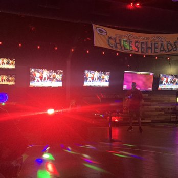 SIDELINERS GRILL - Updated March 2025 - 90 Photos & 154 Reviews - 15630 ...