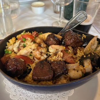 COOPERAGE INN - Updated January 2025 - 384 Photos & 388 Reviews - 2218 ...