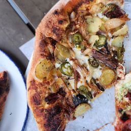 THE HALL’S PIZZA KITCHEN - Updated August 2025 - 857 Photos & 699 ...