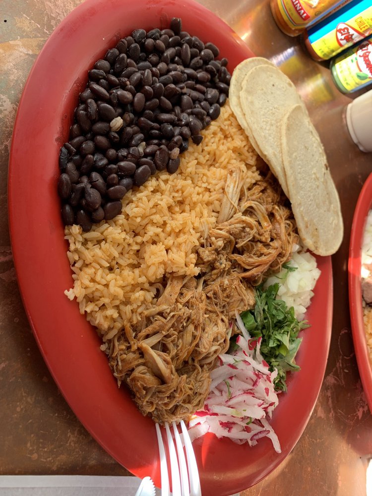 CHILACATES MEXICAN STREET FOOD - 112 Photos & 158 Reviews - 658 Centre ...