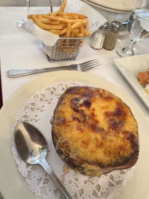 LE CHARLOT - Updated April 2025 - 65 Photos & 163 Reviews - 19 E 69th ...